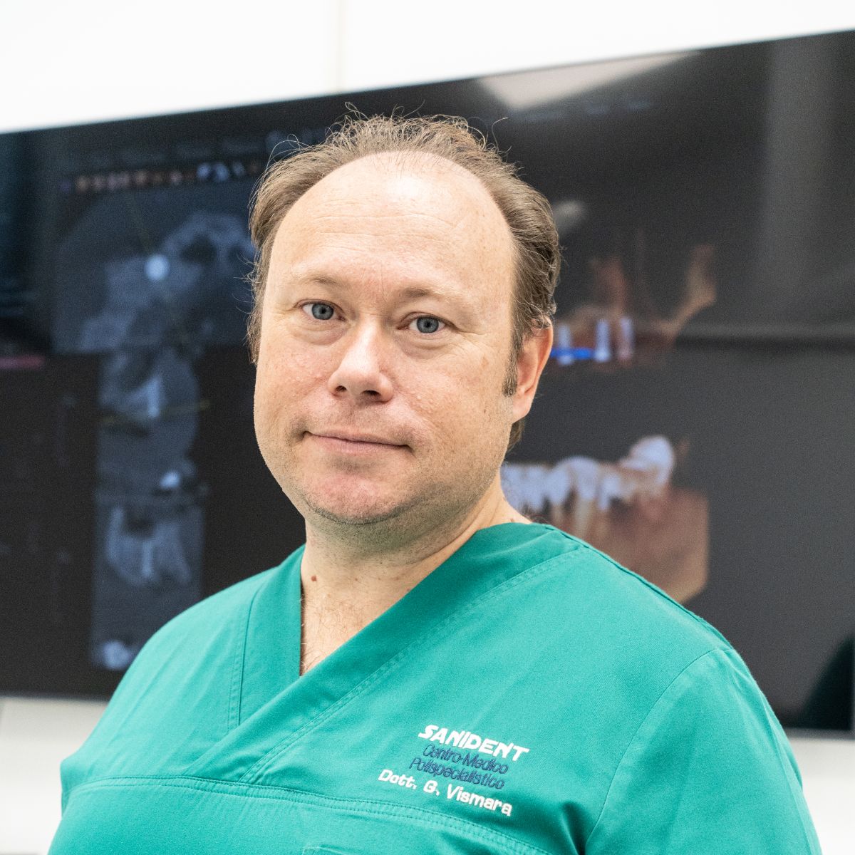 Sanident | Cliniche dentistiche. Implantologia e chirurgia maxillo-facciale